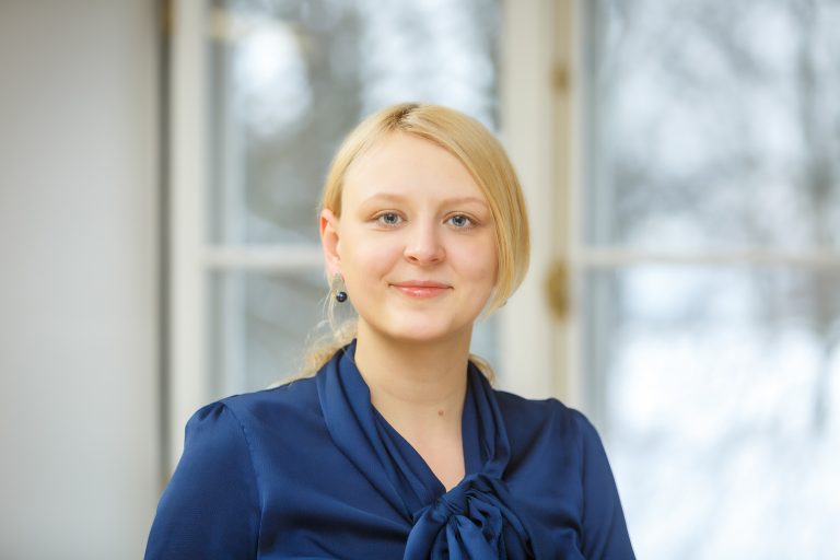 Johanna Vallistu: andmekaitse sasipundar soosib huupi salastamist ...